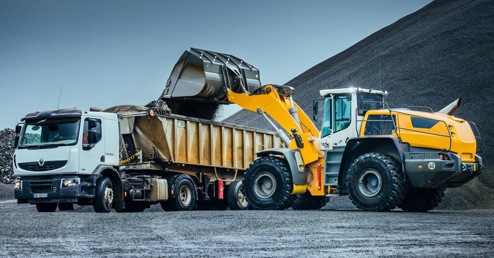 Earthmover tyres | MICHELIN COMMERCIAL