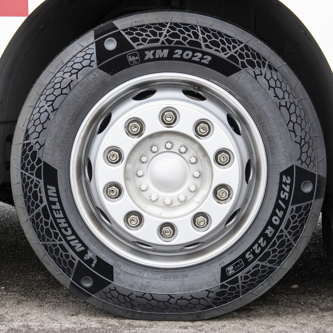 In a world first, Michelin unveils two tyres approved for road use ...